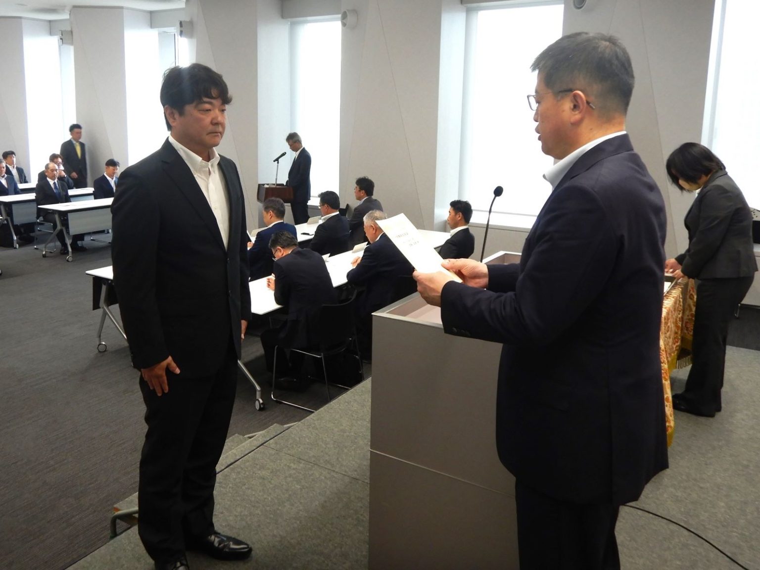 新任特級職長・一級職長の認定式と祝賀会が行われました 株式会社柴田工業｜鍛冶工事･金物製作施工専門工事業者